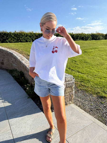 Boundless Taste Oversized T-Shirt - White – Uptown BIBI
